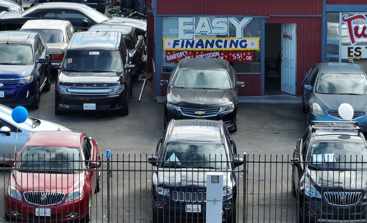 Ally Financial shares plunge as lender says consumers are struggling to pay back car loans MarketWatch