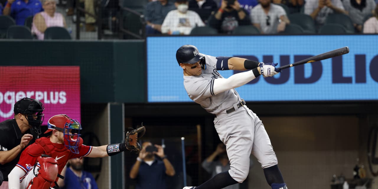 Yankees star Aaron Judge slams home run No. 62, breaking Roger Maris’ 61-year-old A.L. record ...