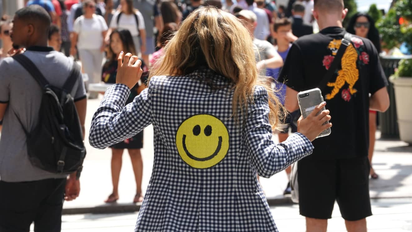 Five things to smile about on World Smile Day - MarketWatch