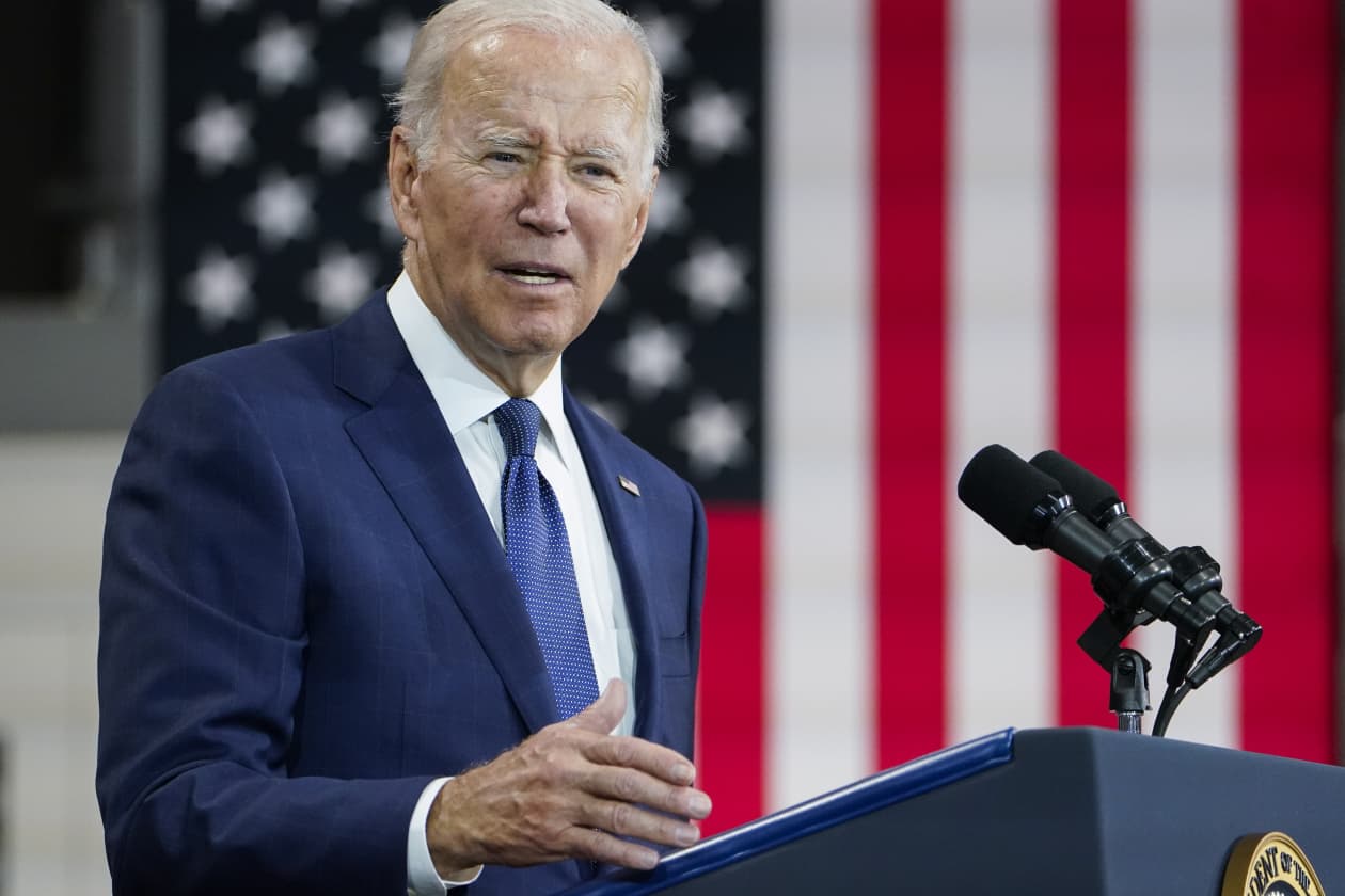 Biden prescribes patience as U.S. anticipates resumption of GDP growth ...