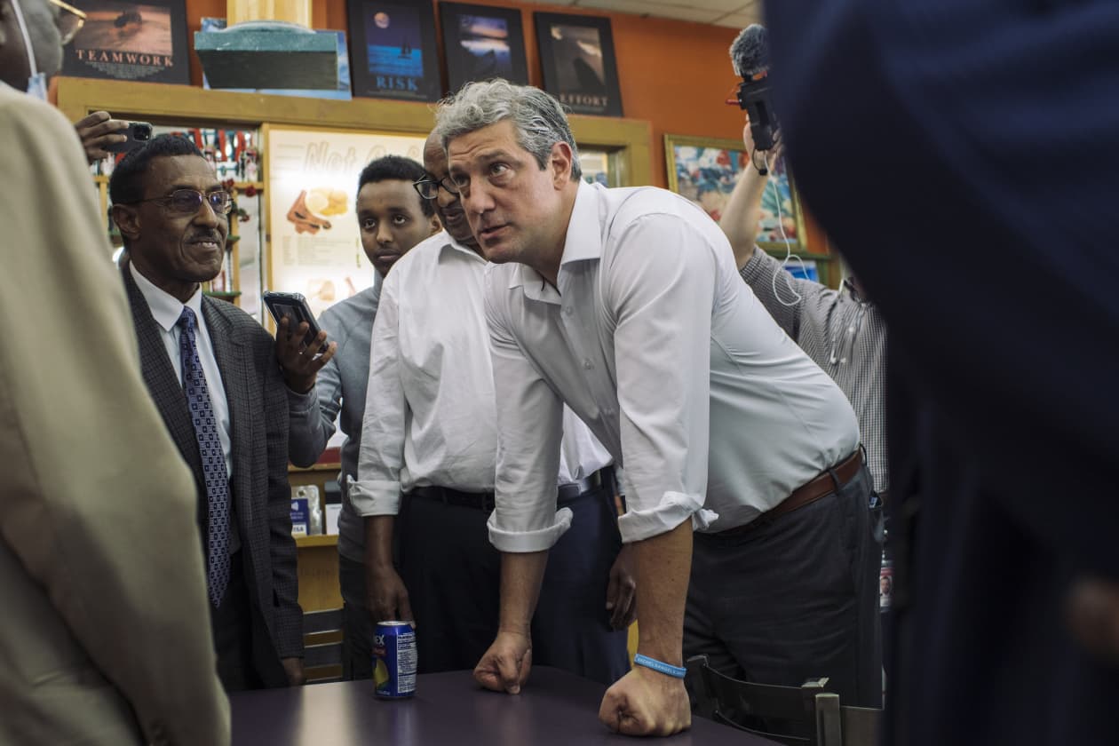 Tim Ryan quips J.D. Vance is an ‘ass kisser’ during pair’s first Senate ...