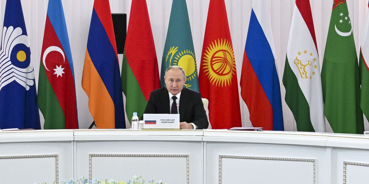 Putin Says Call Up Of Russian Reservists To Finish In 2 Weeks And No