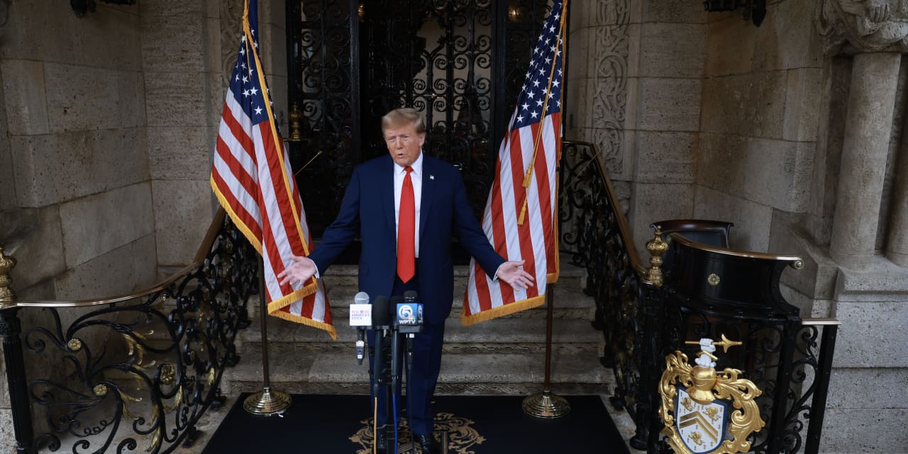 Trump-appointed judge in Florida documents case rebuffs former ...