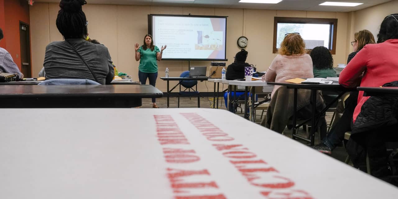 Swing-state Wisconsin poll workers being trained to contend with ... Swing-state Wisconsin poll workers being trained to contend with ...