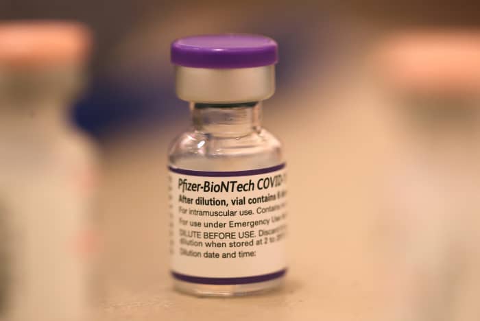 Pfizer-BioNTech bivalent booster shows higher immune response, but new COVID cases climb back ...