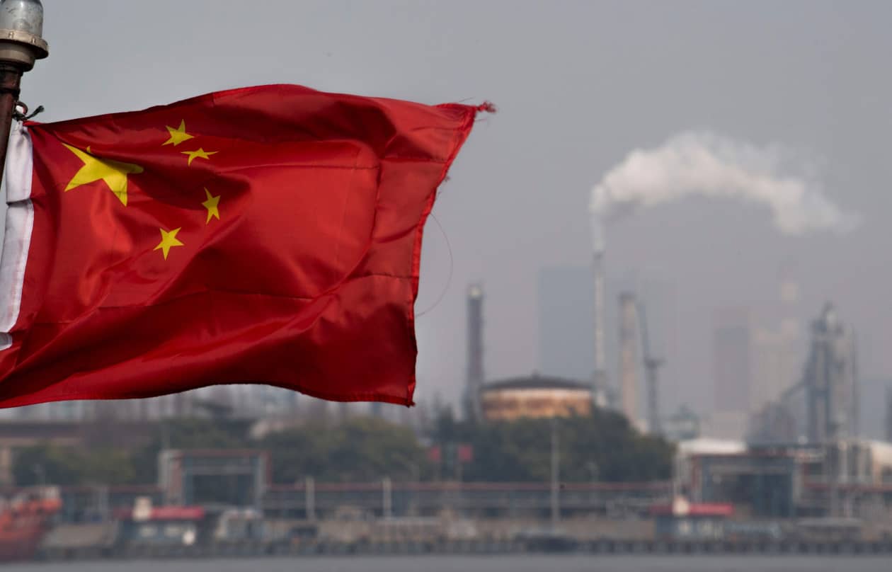 Oil drops to more than 2-year lows as China demand worries outweigh ...