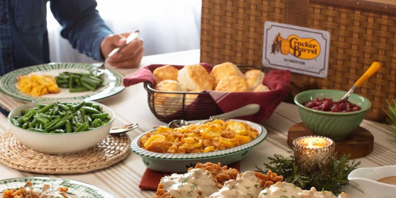 Cracker Barrel’s earnings fall short as it works to draw customers back ...