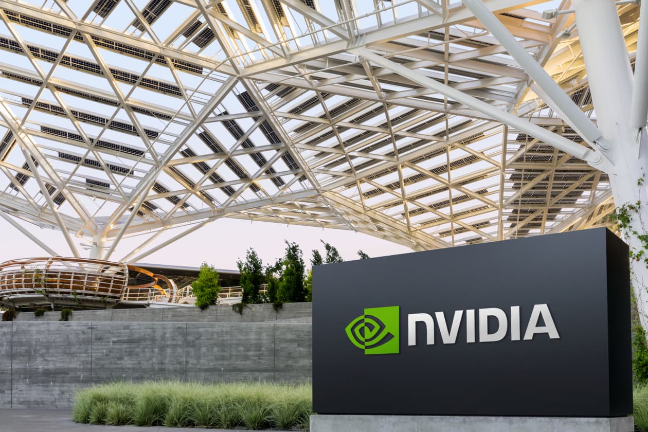 Opinion: This veteran tech investor won’t sell Nvidia shares now ...