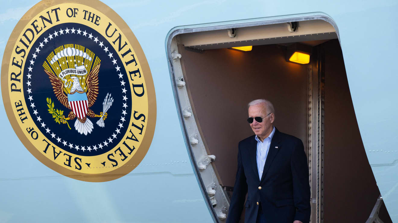 Biden meets with Ford, Carrier CEOs and union leaders about U.S ...