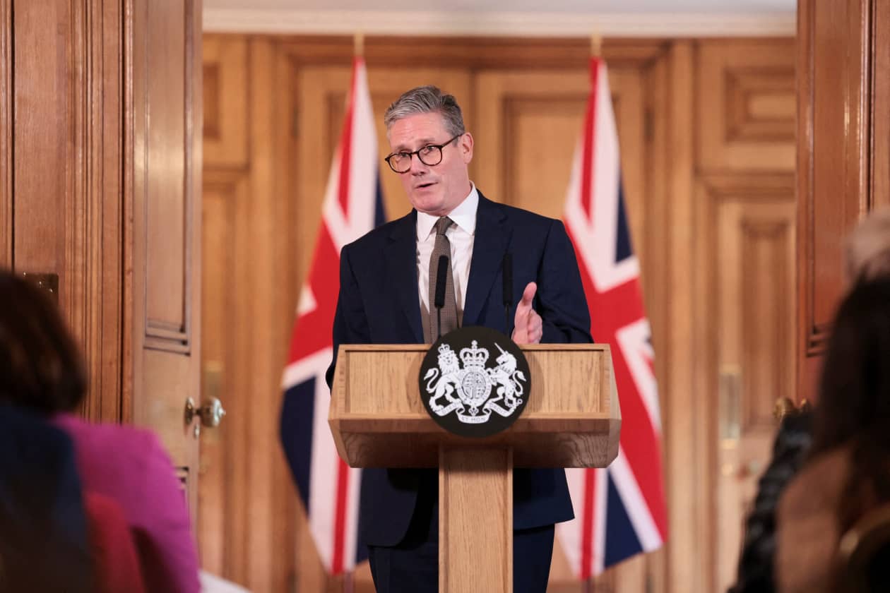New U.K. Prime Minister Starmer assembles Cabinet for the first meeting ...