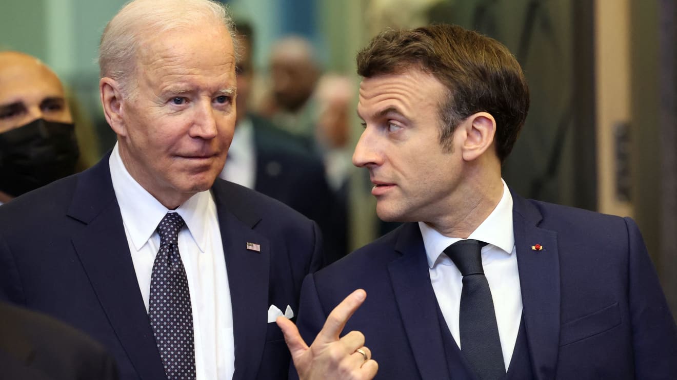 On the Biden-Macron menu: Maine lobster, fine cheese and some White ...