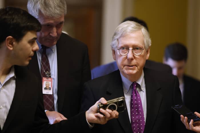 Mitch McConnell criticizes year-end push for cannabis banking bill, and ...