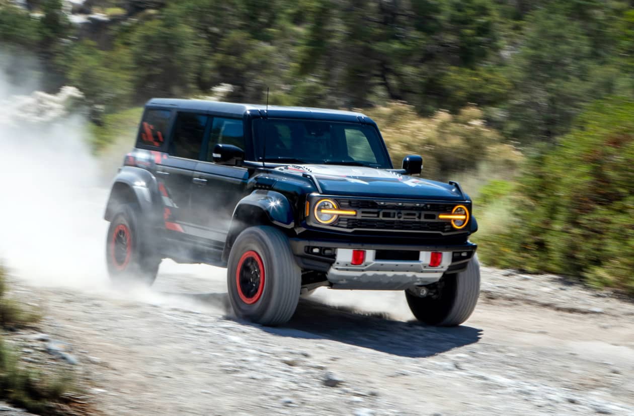 The 2024 Ford Bronco is civilized in town but really shines off-road ...