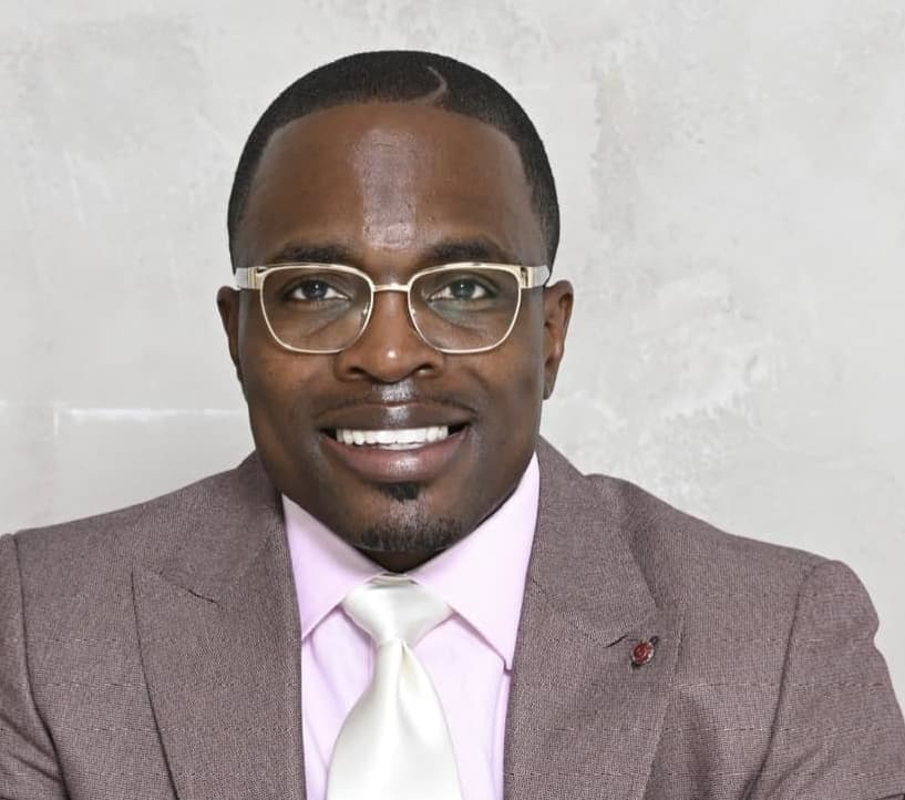 Blinged-out Brooklyn bishop who was robbed during sermon hit with ...