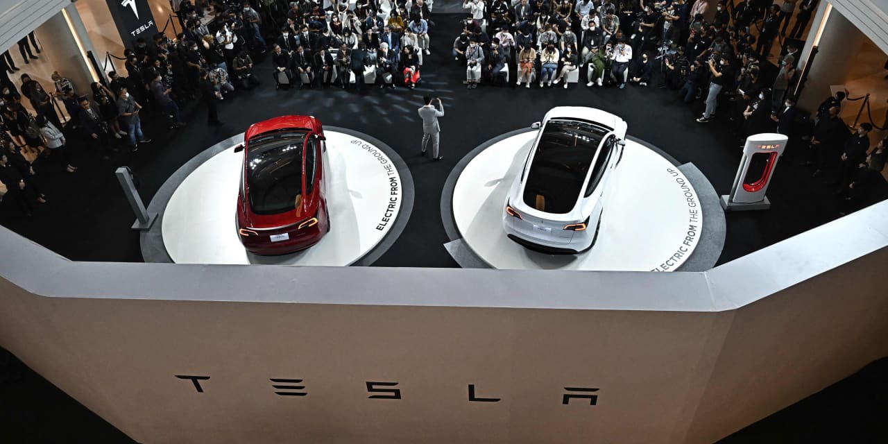 Tesla suspends production at Shanghai plant for planned break - MarketWatch