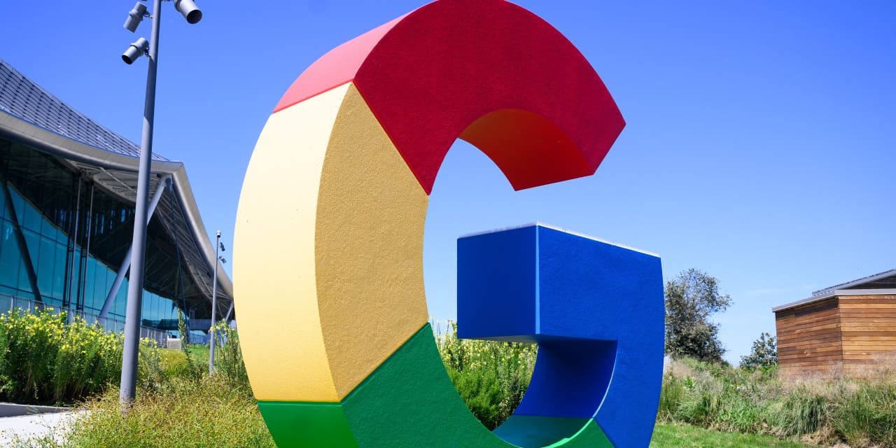 Feds ask judge to force Google to sell Chrome as part of monopoly punishment - MarketWatch