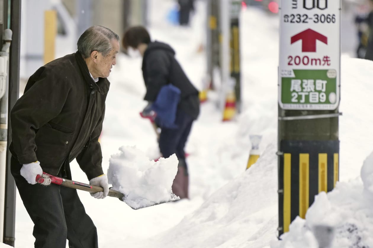 Heavy snowfall in Japan leaves 17 dead, dozens injured - MarketWatch