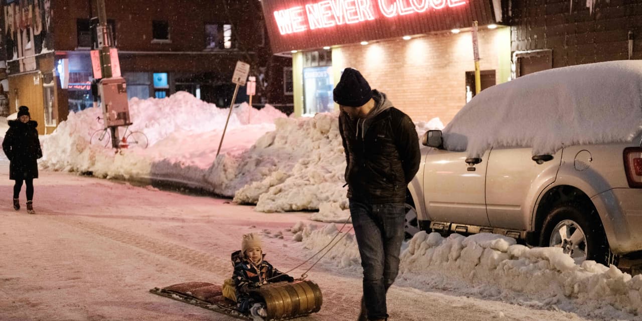 Buffalo’s ‘blizzard of the century’ and Southwest’s 2,900 canceled ...