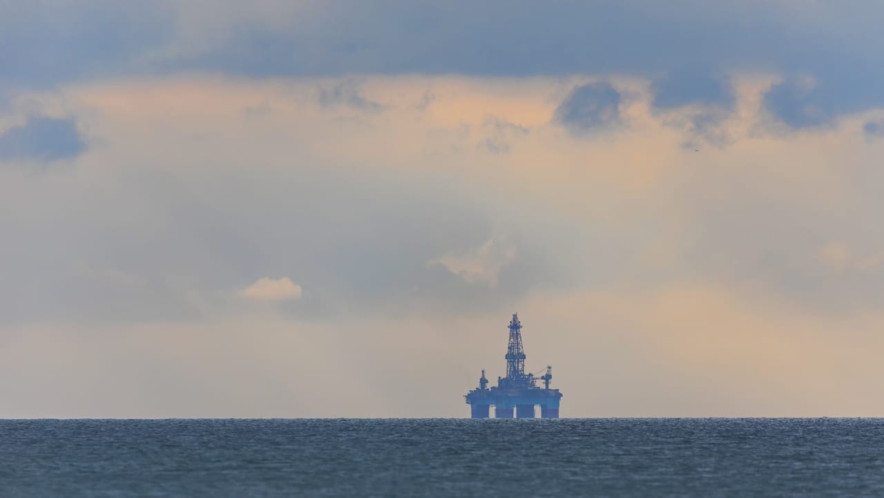 Diamond Offshore Ocean Confidence TRAGICALLY INEXPERIENCED: The Ocean