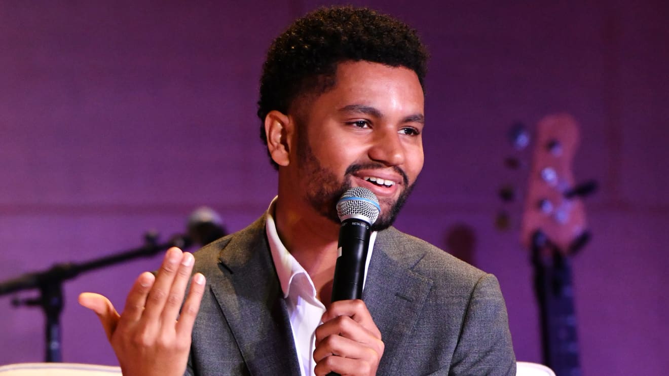 Why newly elected congressman Maxwell Frost has to ‘couch surf’ — even ...