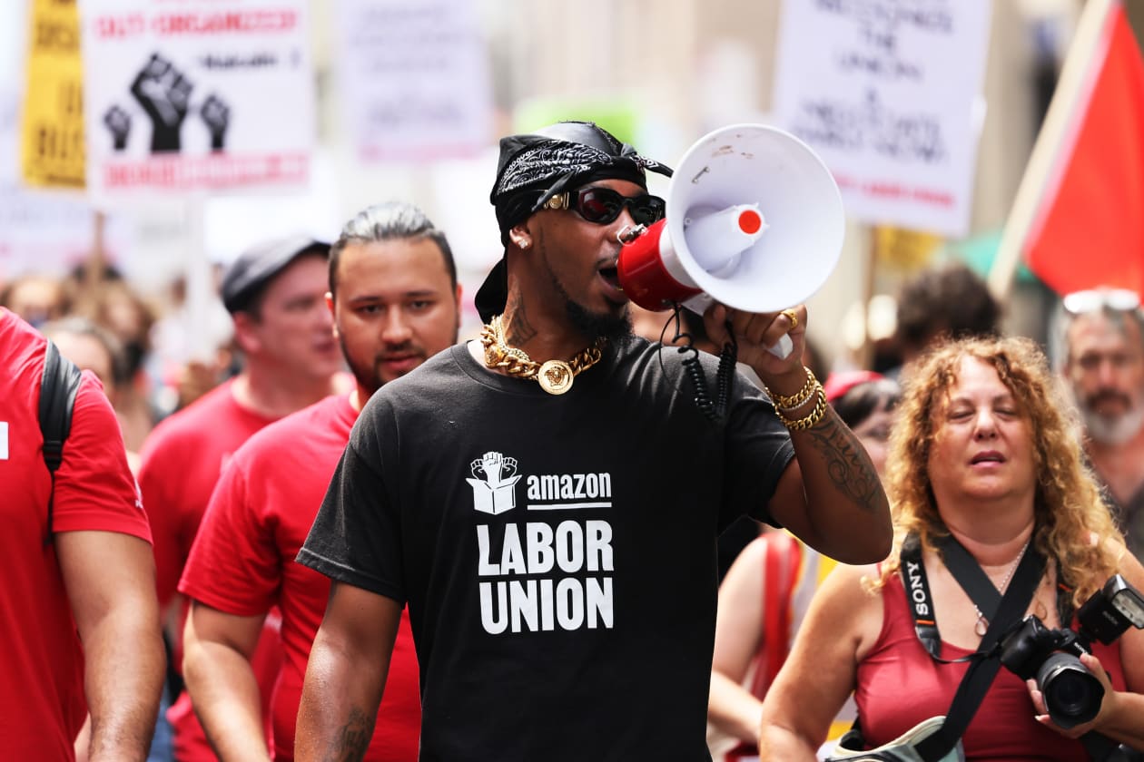 Labor board upholds Amazon union victory at Staten Island warehouse ...