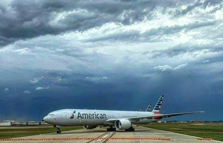 Near Miss Plane