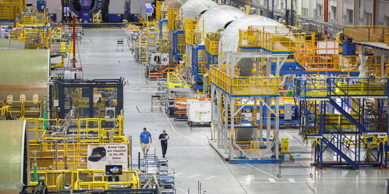 U.S. industrial output falls sharply in December, sparking talk of ...