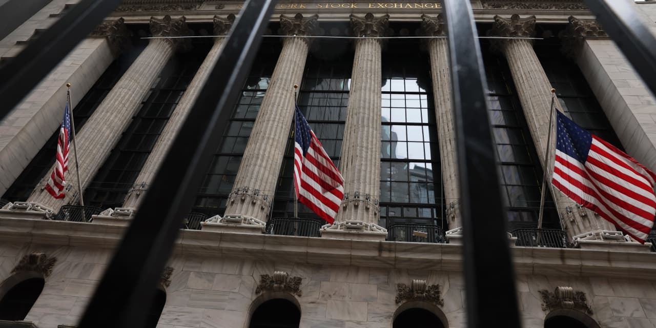 NYSE says ‘system issue’ led to glitch that caused dozens of trading ...