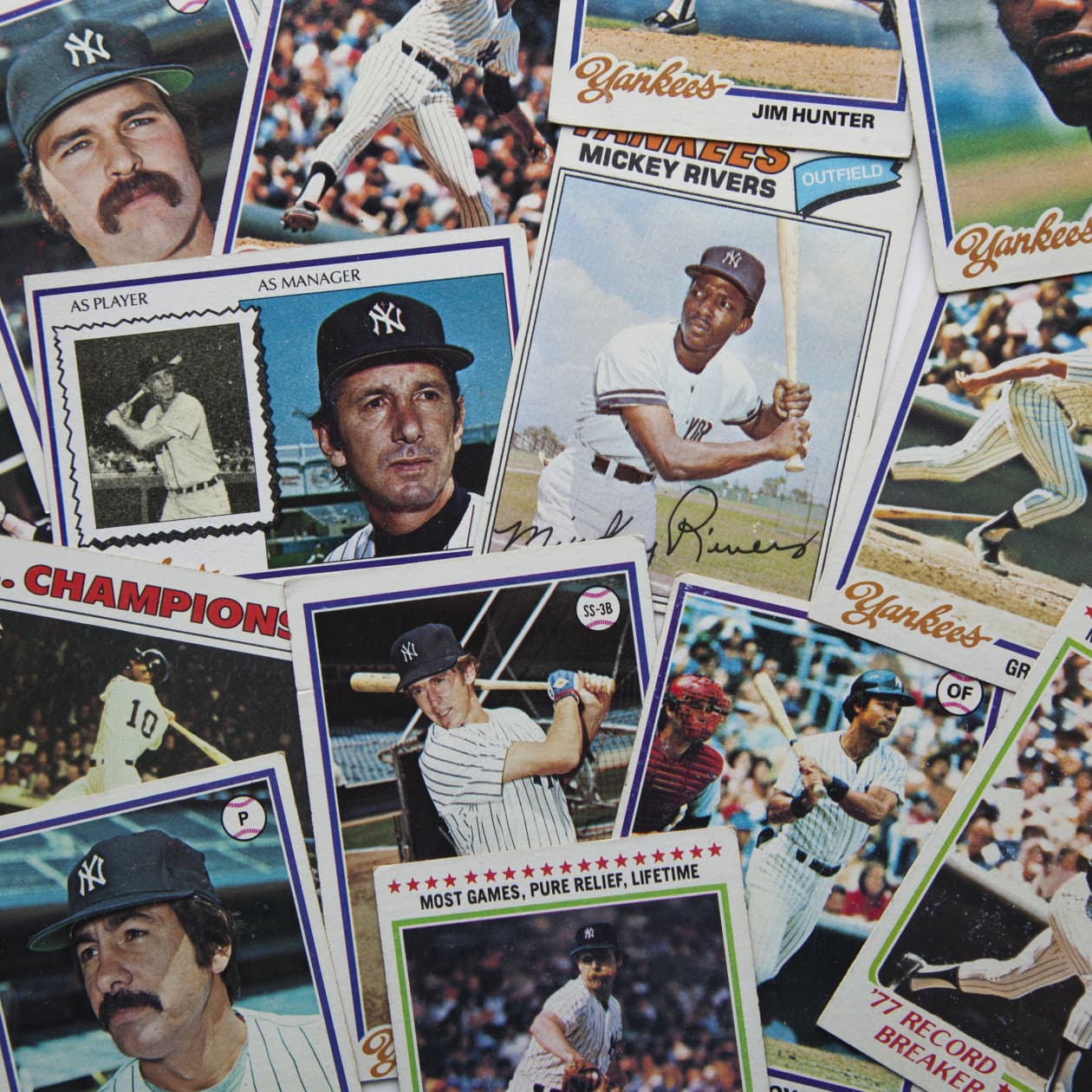 Federal investigator lost job after baseball-card addiction led him to ...