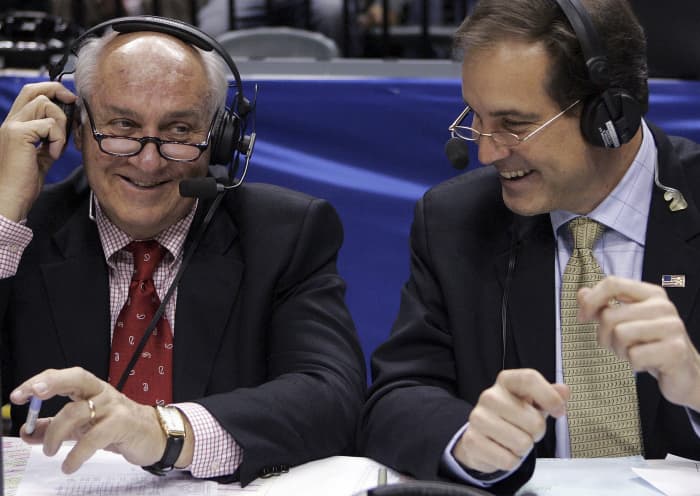 Longtime college basketball broadcaster Billy Packer dies at 82 ...