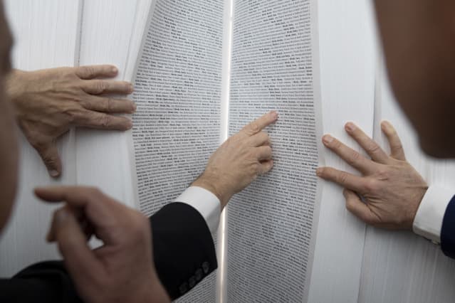 ‘Book of Names’ installation at U.N. includes entries for 4.8 million ...