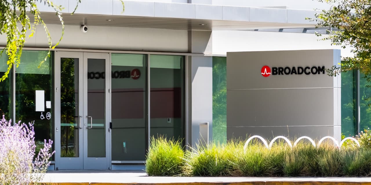 Broadcom just keeps getting bigger as it’s deemed best AI stock besides ...