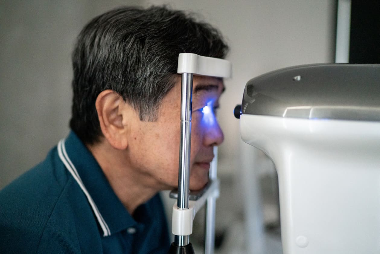 What is cataract surgery and is it covered by Medicare? - MarketWatch