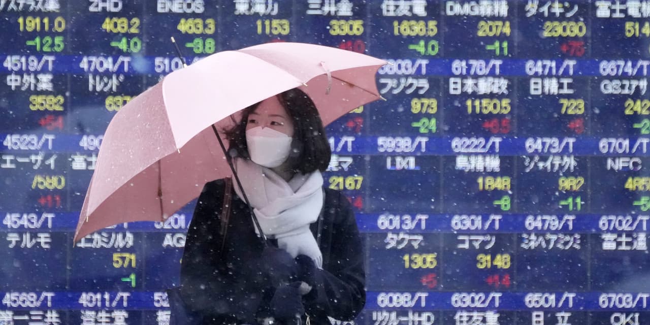 Asia markets mostly fall, eyeing inflation, earnings, growth - MarketWatch