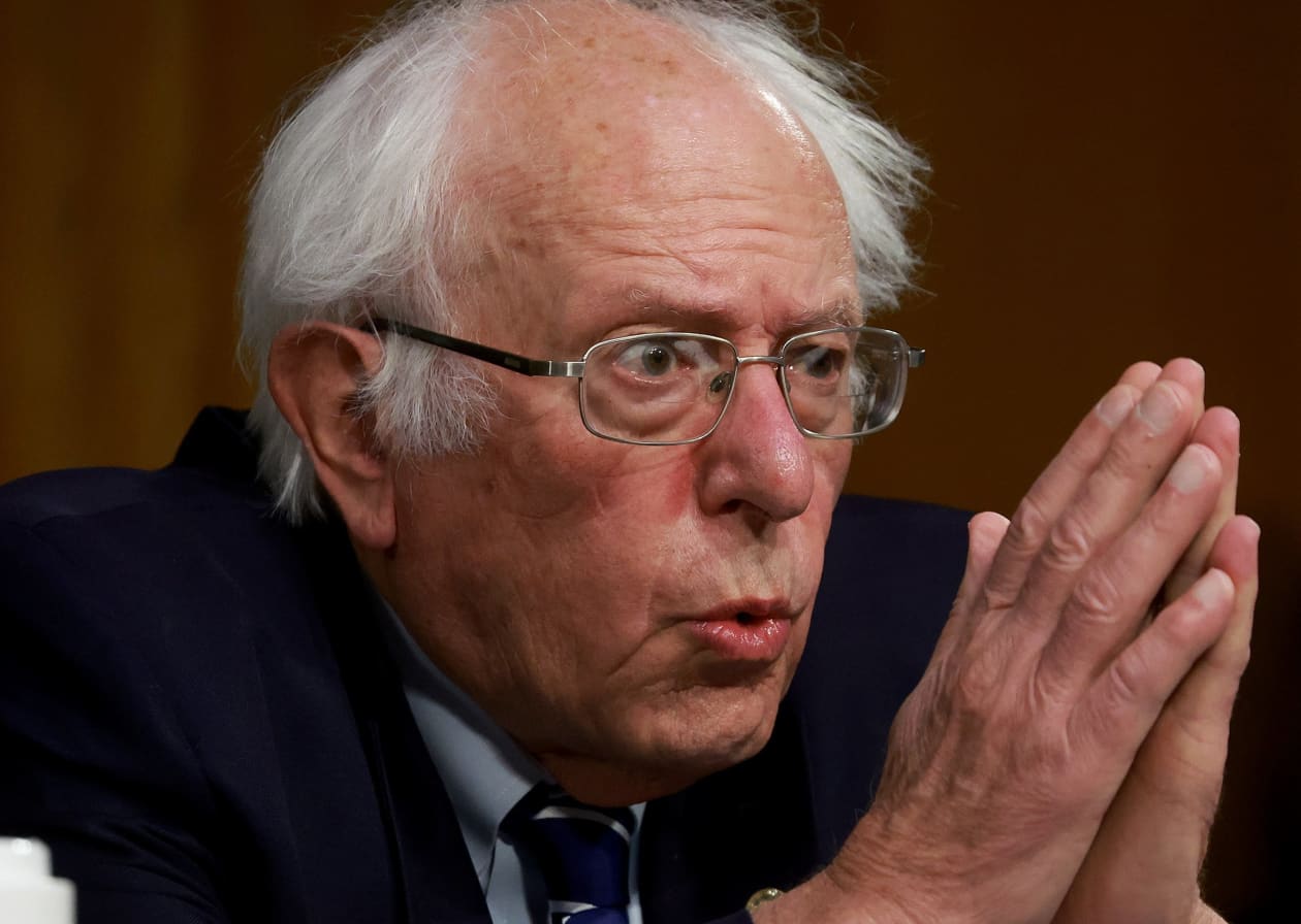 Moderna’s COVID vaccine will remain free for all Americans in coup for ...