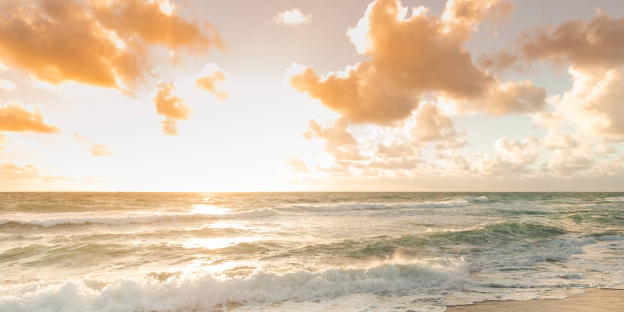 4 beach towns where you can still buy a home for $250,000 or less ...