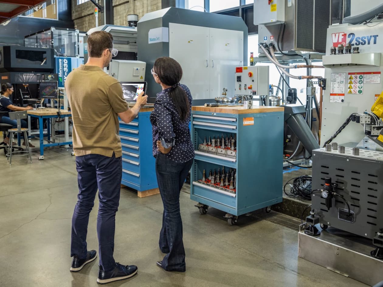 Autodesk stock is biggest loser on S&P 500, Nasdaq-100 as Wall Street ...