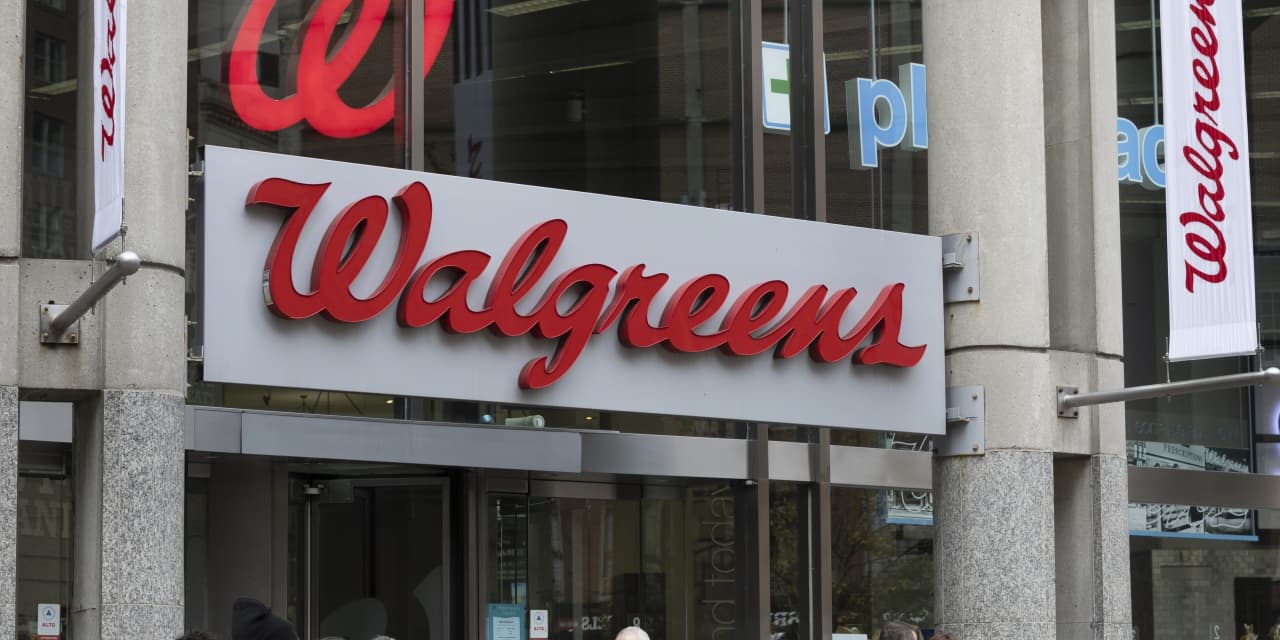 Walgreens shares drop sharply as cautious consumers dent full-year ...