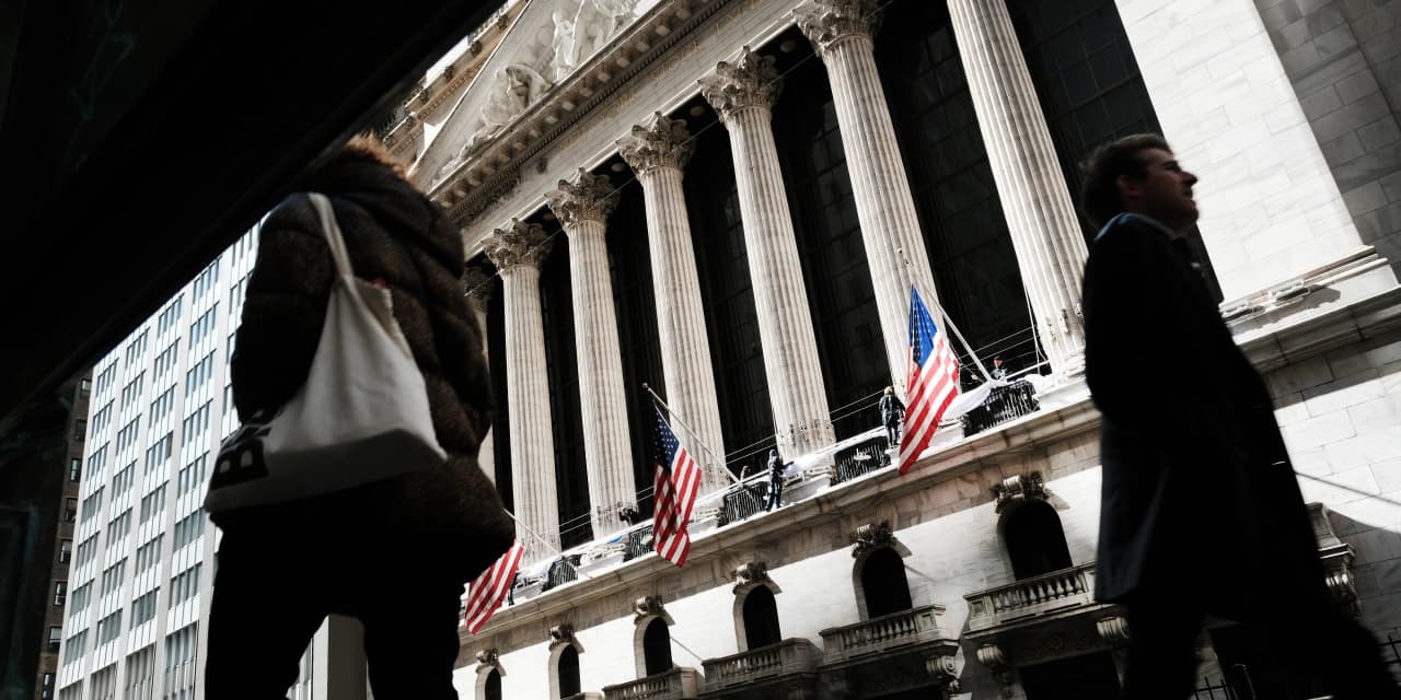 Stock Market Today: Dow ends more than 540 points lower ahead of jobs ...