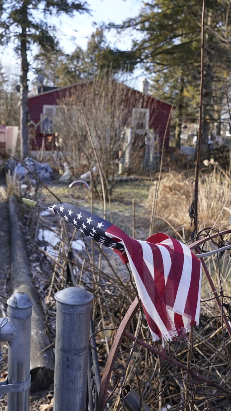 Michigan State campus shooter left note saying he felt hated and ...