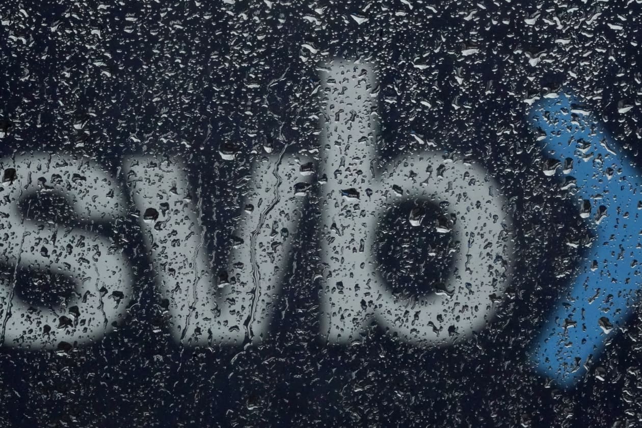 Opinion: The Biden administration has the power to stop bank CEOs from ...