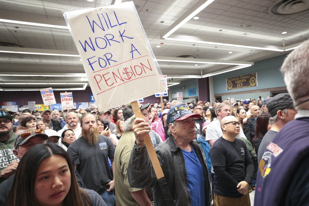 The union fight to resuscitate the Boeing pension is a battle over the ...