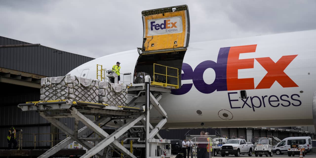 FedEx’s earnings miss may be more of a speed bump than a brick wall ...