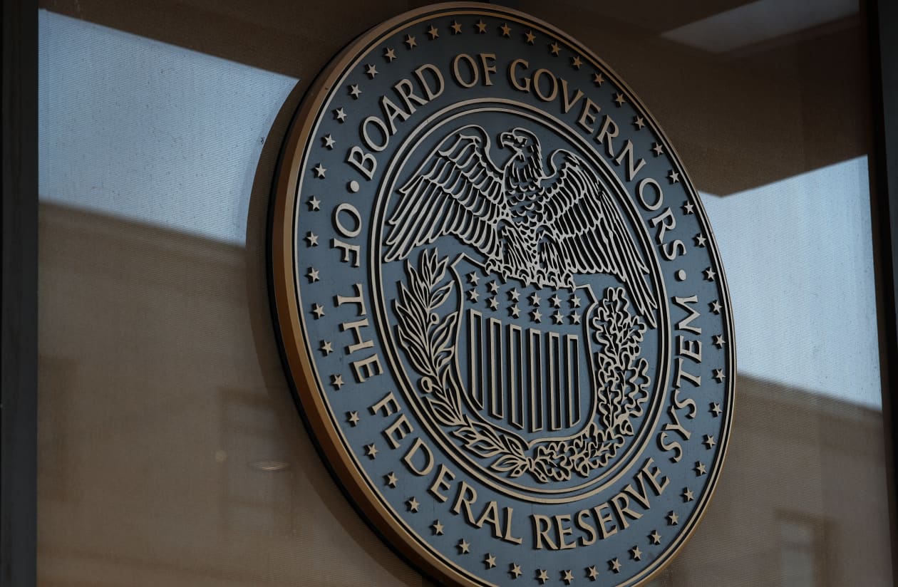 Emergency borrowing from Fed dips, a sign that bank stress may be ...