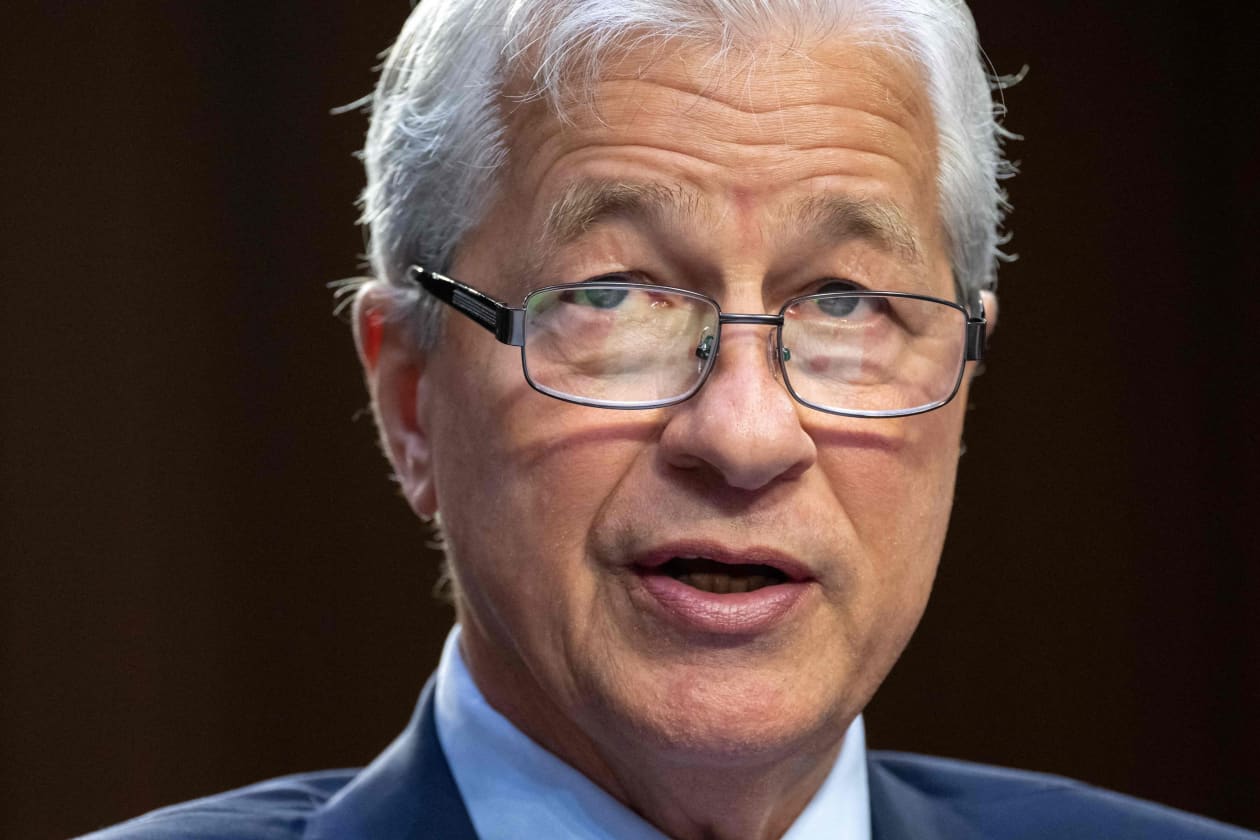 JPMorgan CEO Jamie Dimon says he never heard of Jeffrey Epstein until ...
