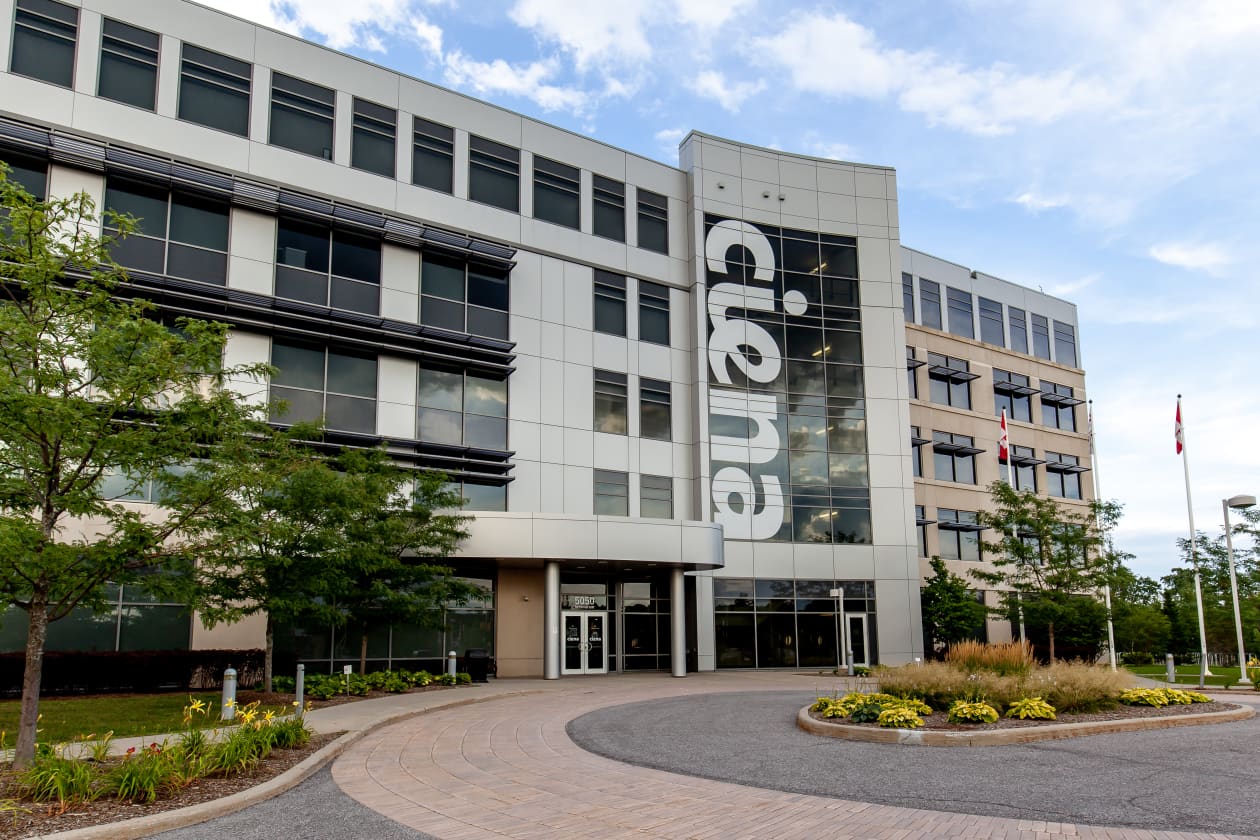 Ciena’s stock is tumbling and taking other optical-networking shares ...
