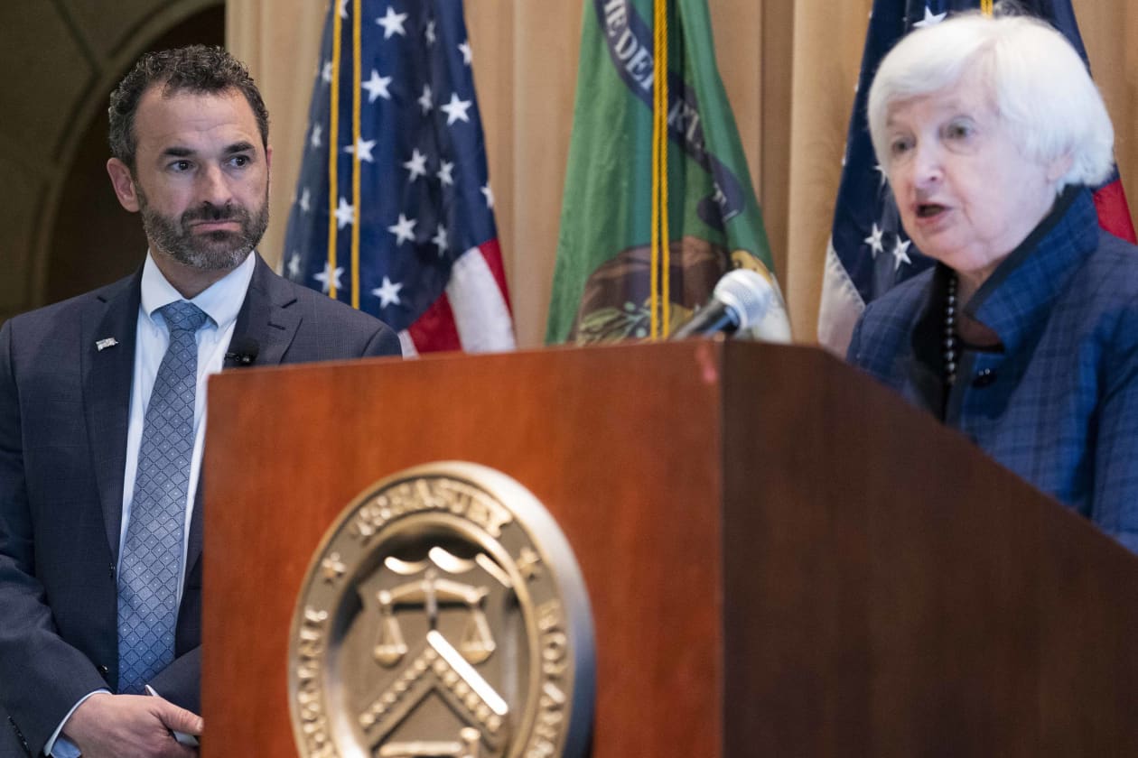 The IRS wants more people working in tax enforcement. Now it has to ...