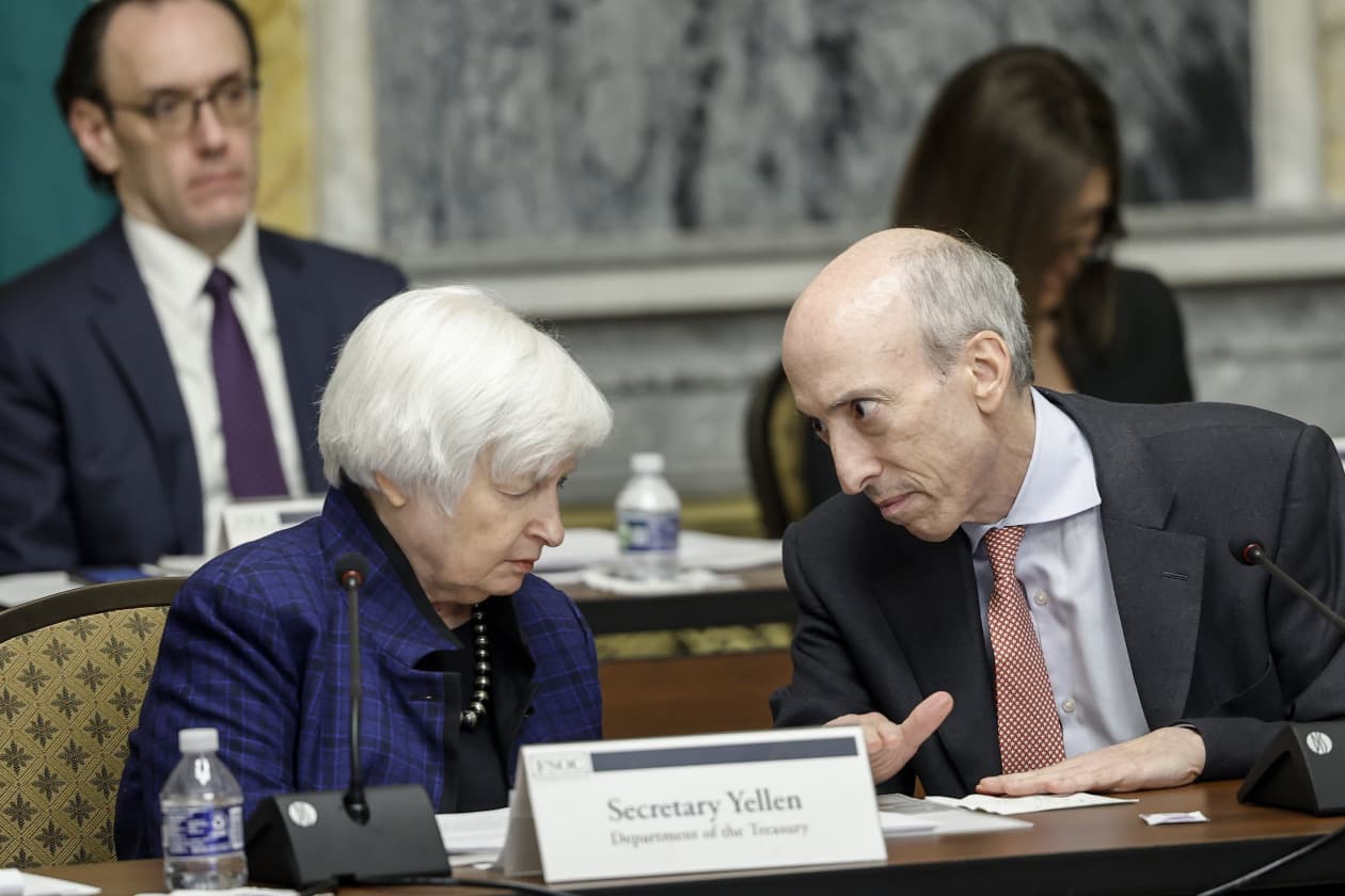 ‘Crypto is dead in America.’ How FTX’s collapse instigated a Biden ...