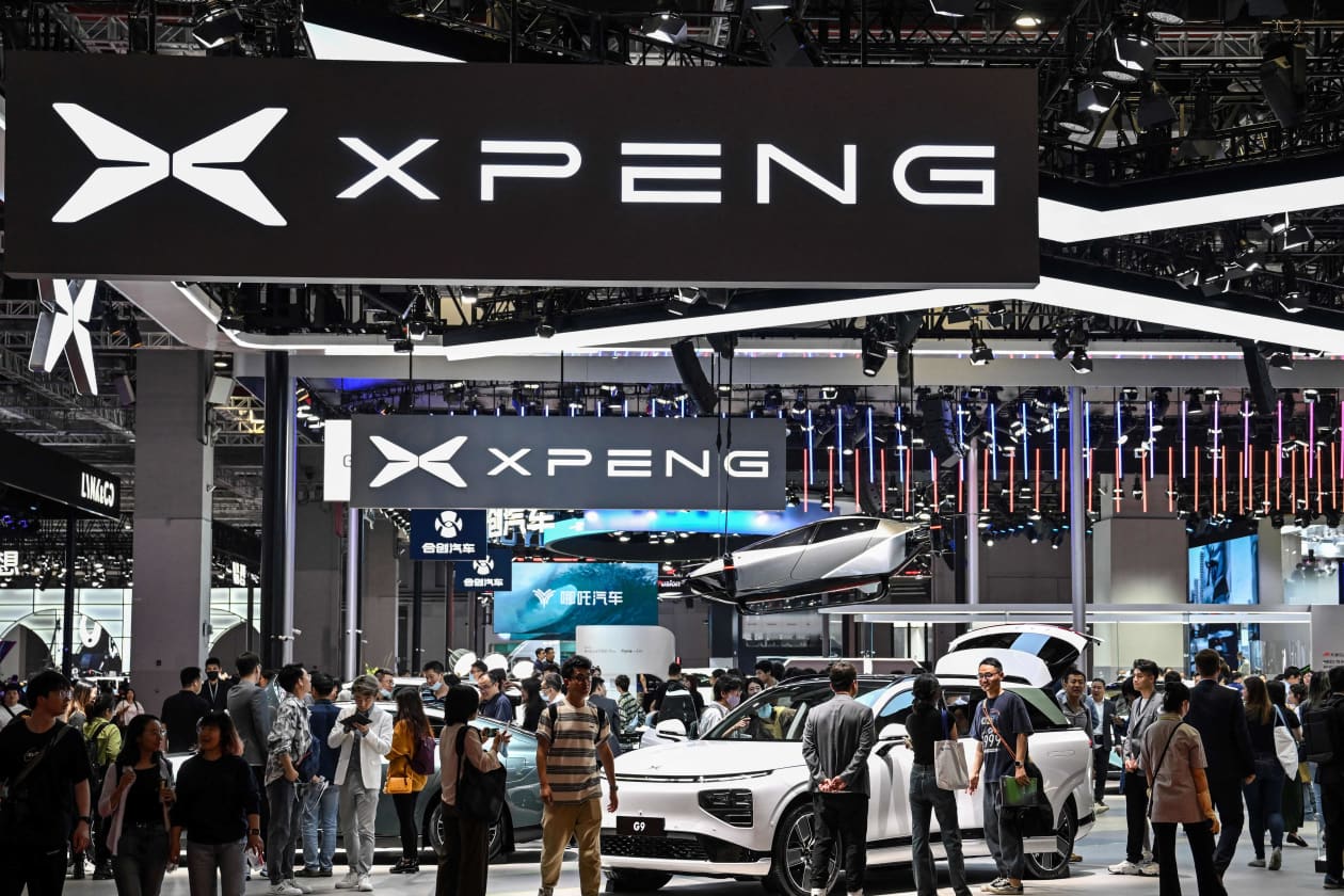 XPeng stock dives after wider-than-expected loss, and weighs on Nio ...