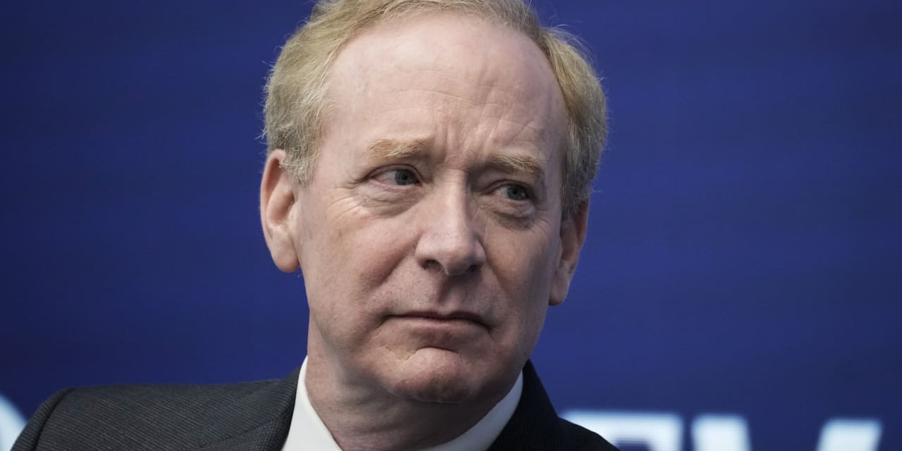 Microsoft president supports call for new agency to regulate AI ...